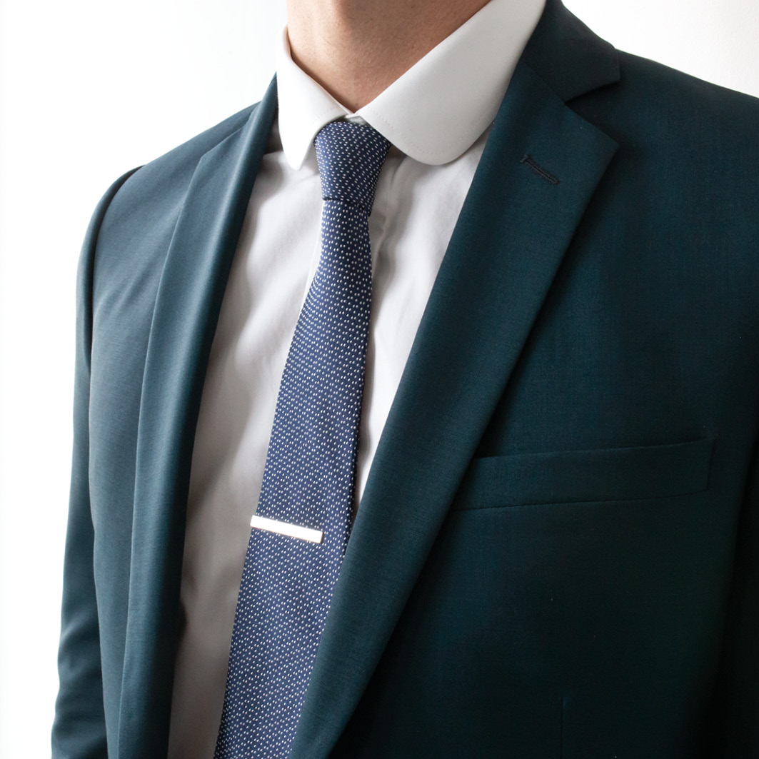 Pince à cravate : comment porter cet accessoire pour homme ? – Blog Le ...